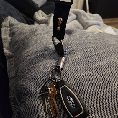 Minimalist Leather Key Organizer. Compact Leather Key Holder. Leather ...