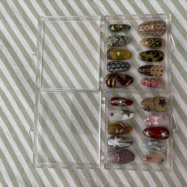 3D Freestyle Almond Goth Press on Nails, Handpainted Luxury Acrylic ...