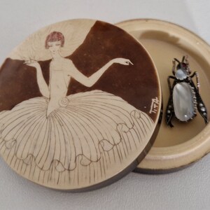 Art Deco Sitzendorf German Porcelain Lustre Glaze Pierrot With Mandolin ...