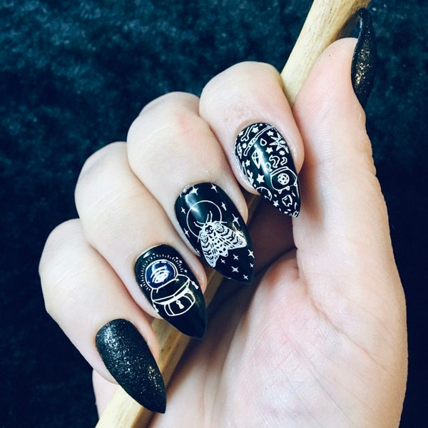 Supernatural Magic Nails | Magical Nails | Crystal Ball Nails | Nails ...