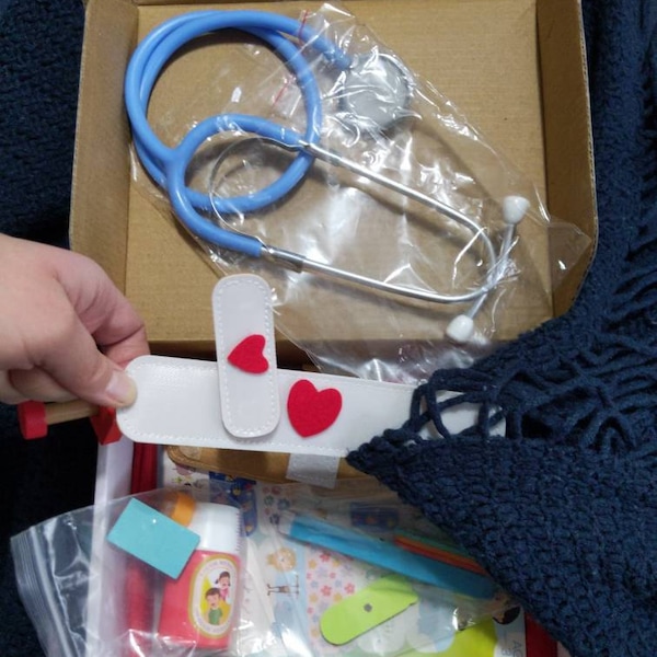 Doctor Kit for Kids, Pretend Medical Play Kit With Working Stethoscope ...