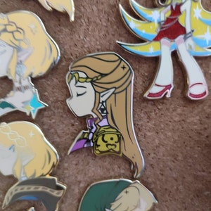 Botw Link & Zelda Hard Enamel Pin Loz Pins Pin Collection - Etsy