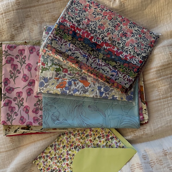 A Beautiful ‘the Fab Four’ Fabric Pack. This Collection Comprises of 4 ...
