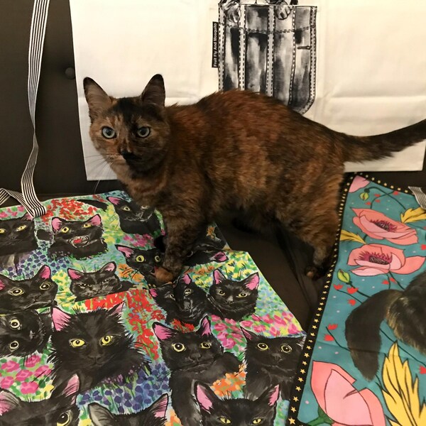 Kastura / Zara Zara Cat Dancer Brooch, Pin - Etsy