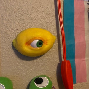 The Wall-mountable All Seeing Lemon - Etsy