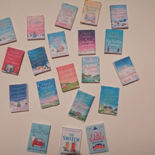 Custom Mini Book for Display or TBR Jar - Etsy UK