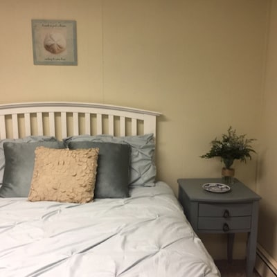 Back to School Word Search Black and White, Second Grade Back to School ...