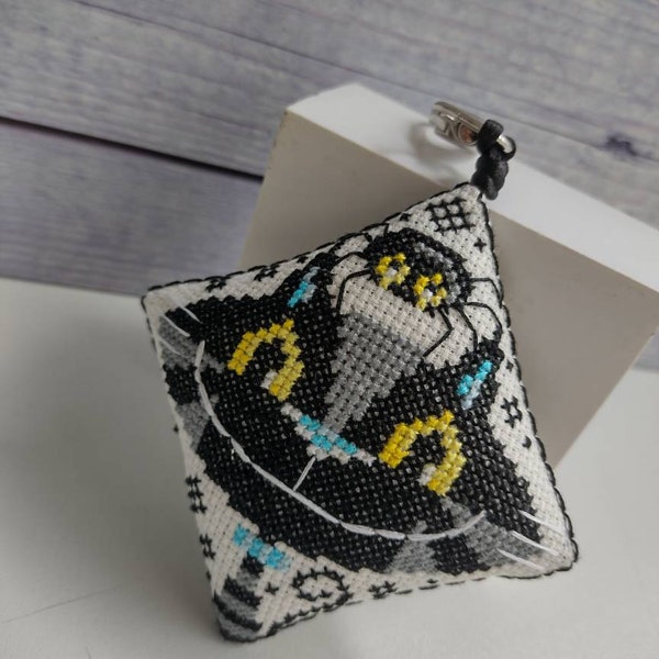 Halloween Cat Ornament - Durene J Cross Stitch - DJXS2452 - Etsy