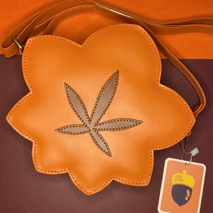 Pre-order, Maple Leaf Pochette Bag Shoulder Bag Animal Crossing New ...