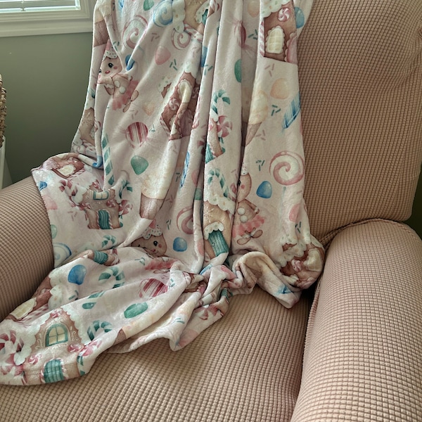 Gingerbread Christmas Pink Velveteen Plush Throw Blanket, Winter ...