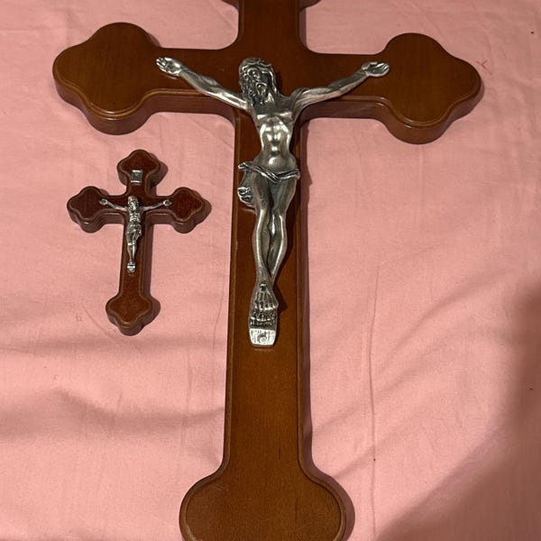 Modern Wooden 'jesus' Cross - Etsy