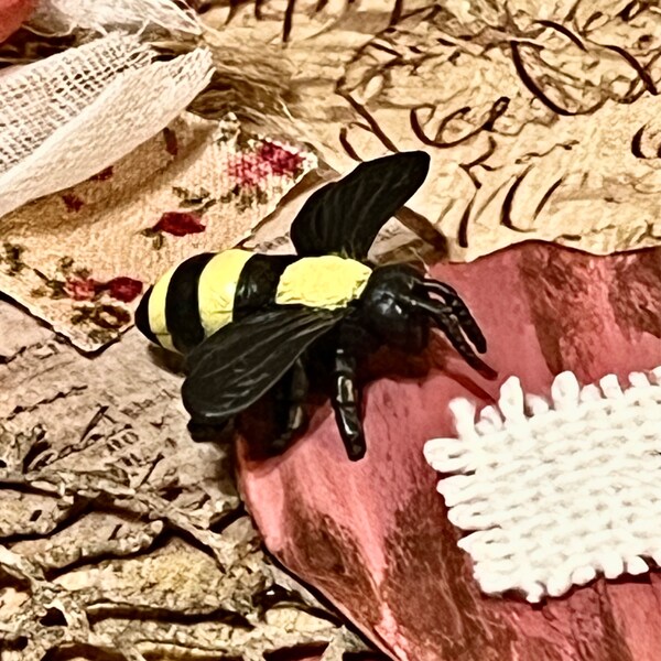 Bee Figurine - Soft Plastic Honeybee for Fairy Garden, Diorama, or ...