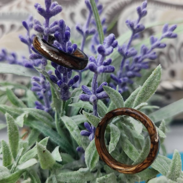Jameson Whiskey Barrel Spiral Grain Wood Ring With Twin Platinum Wire ...