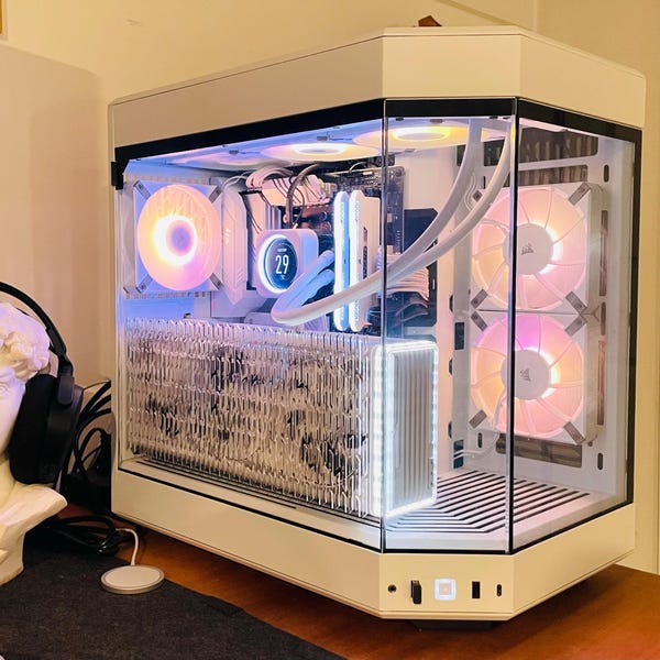 Hyte Y60 Custom Vented Side Panel - Etsy