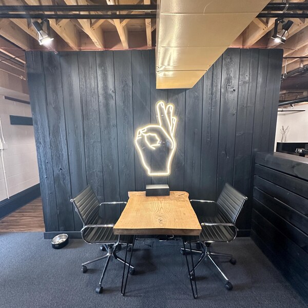 Never Give up Neon, Motivational Sign, Gym Poster, Fitness Sign ...