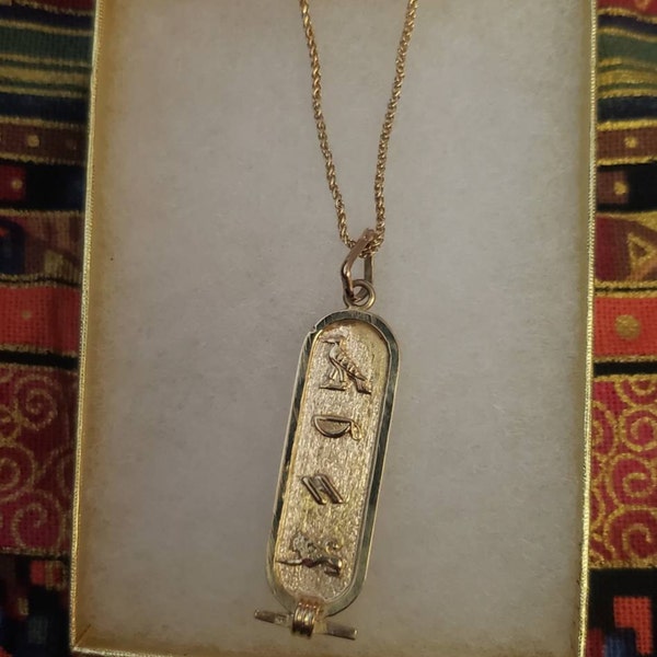 Two-sided Personalized 18K Gold Egyptian Hieroglyphic Cartouche Pendant ...