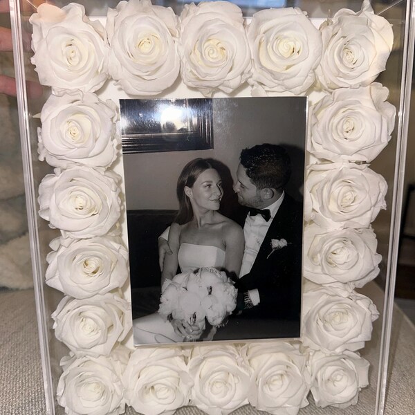 Pack of 16 Long-stem White Preserved Roses | Valentines Day Gift ...