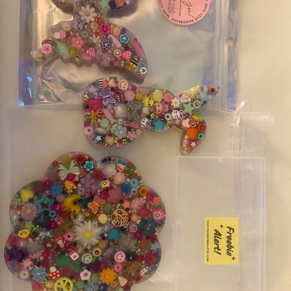 Flower PICKY PAD- Fidget Toy, Picking Pad, Pick, Dig, and Pull, Stress ...