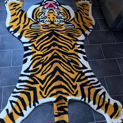 HAND TUFTED CARPET Tibetan Tiger Wool Carpet, Leopard Skin Carpet ...