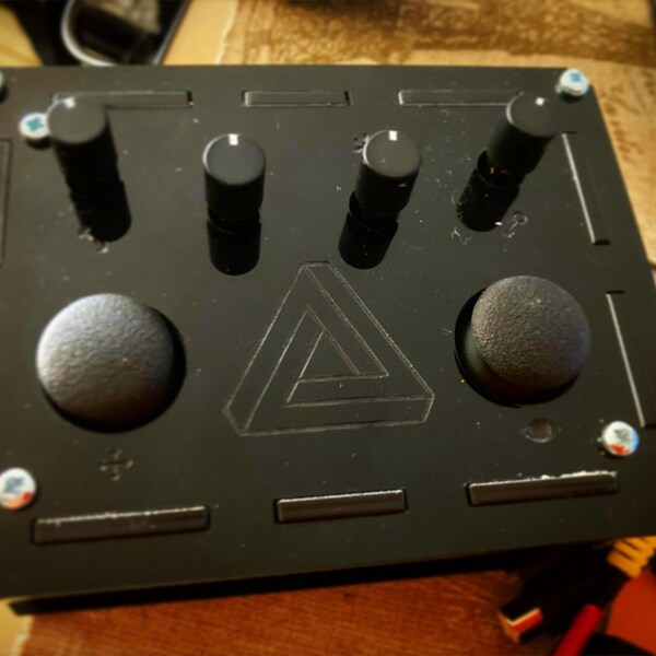 HD Analog Glitch Device - Video Breaker - Etsy