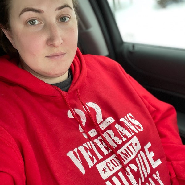 22 A Day Veteran Lives Matter T-shirt / Military PTSD Tshirt / Suicide ...