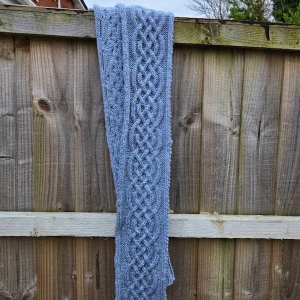 Knitting Pattern: Celtic Braid Scarf (english & Dutch) - Etsy
