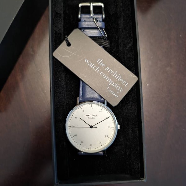 Personalized Mens Leather Watch: Engraved Minimalist Timepiece - Etsy