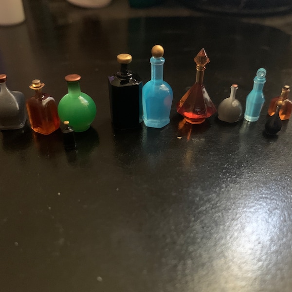 MINIATURE Potion Bottles for Dollhouse or Diorama 1:12 Scale - Set of ...