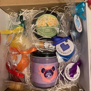 Undertale Gift Set - Sugar Scrub, Lip Balm, Candle, and Seven Soul ...