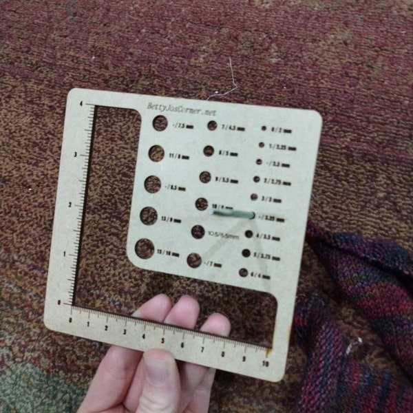 Knitting Ruler With Gauge Swatch Ruler and Needle Sizes - Perfect for ...