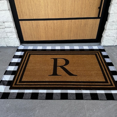 Monogrammed Coir Border Door Mat,monogram Border Personalized Doormat ...