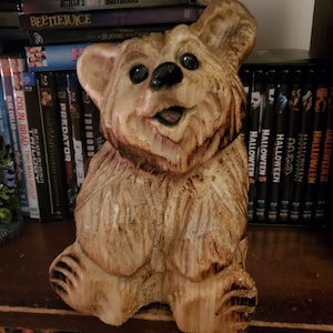 Wood Carved Bear Log Cabin Art Happy Wood Bear Home Decor Cute Welcome ...