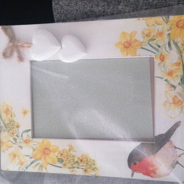 Beautiful Garden Birds Decoupaged Wooden Photo Frame With Hanging ...