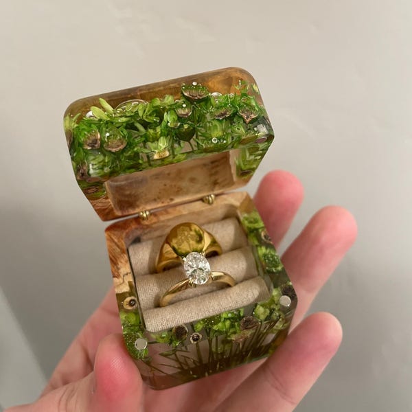 Spring Season Proposal Ring Box, Flower Square Shape Ring Bearer ...