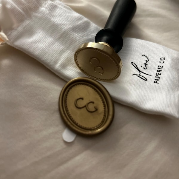 Custom Initials Oval Wax Seal Stamp: Personalized Monogram With Border ...