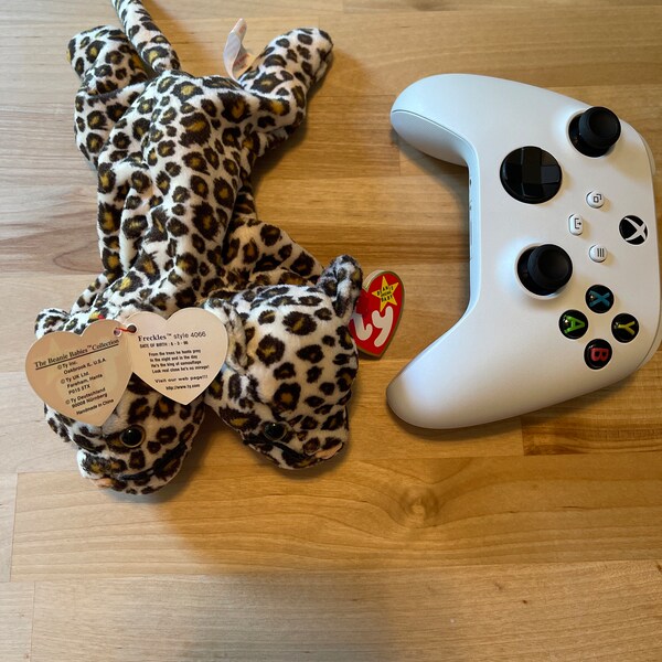 Littlest Pet Shop- Magic Motion Cats and Cake Topper- Pick Your ...