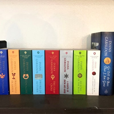 Outlander Bookends/outlander Gift/scotland/book Shelf/craigh - Etsy