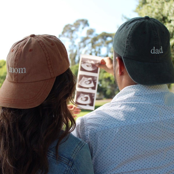 Mom and Dad Baseball Caps, Pregnancy Announcement Hats, Set of 2 ...