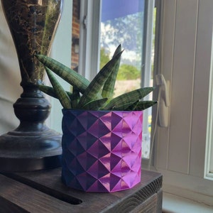 Large Twisted Flower Pot for Plants of All Kinds 8 - Etsy