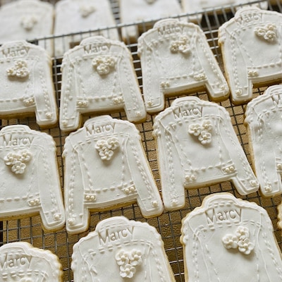 White Royal Icing Flowers With Silver Dragee Center 100 - Etsy