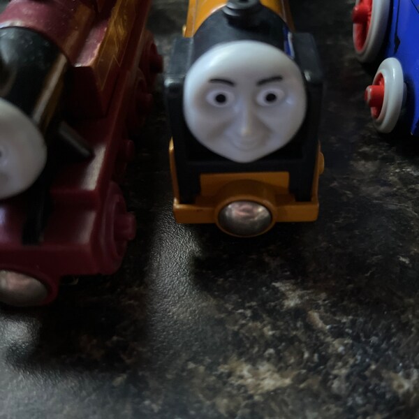 Thomas Train Lot Take-n-play Paint Splatter Vintage THOMAS Decopac Wind ...