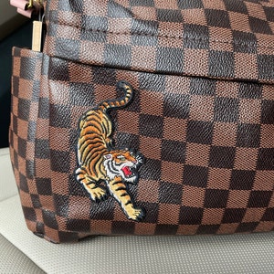 Tiger Patch Iron on Embroidered Patches Climbing Tigers - Etsy