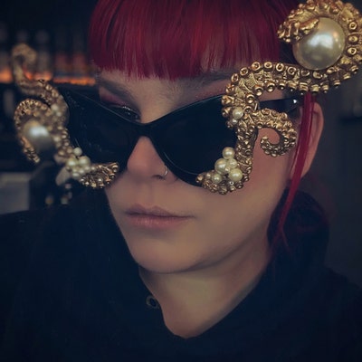 Ursula Gold & Pearl Octopus Kraken Tentacle Sunglasses, OTT, Baroque ...