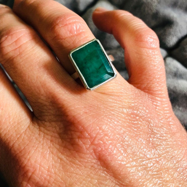 Natural Red Coral Cylindrical Shape (moonga) Gemstone Copper Ring | 3ct ...