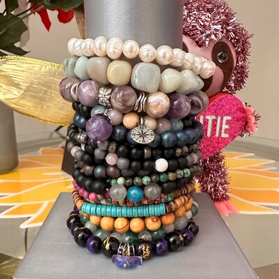 RING HOLDER Medium Ring Display Modern 3D Printed Jewelry Display Ring ...