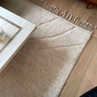 Neutral Moroccan Beni Mrirt Rug Handwoven Wool Area Rug, Soft and ...