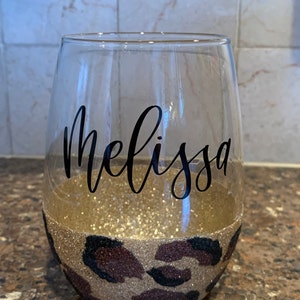 Hello Mr. Rachel Hello Mrs. Ross Wine Glass Set / friends | Etsy