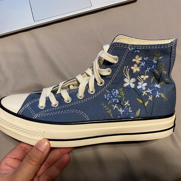 Converse Custom Floral Embroidery / Converse Custom Name / Gift for ...