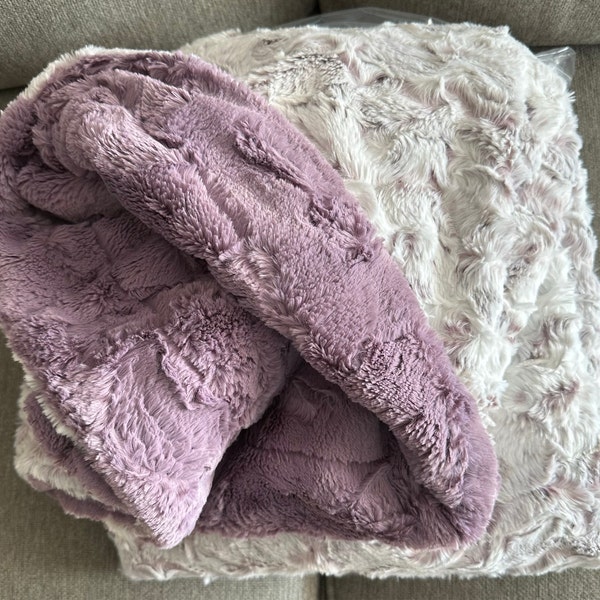 Frosted Lynx Minky Throw Blanket, Christmas Gift, Animal Print Minky ...