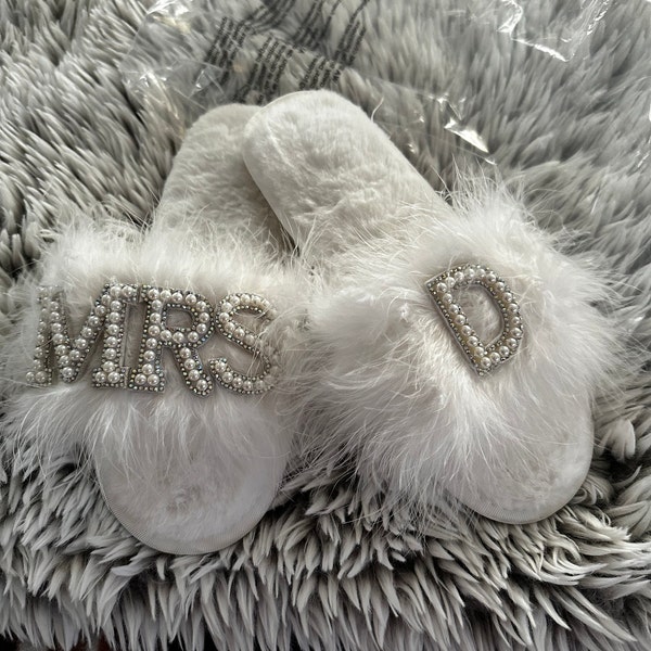 Feather Bride Slippers| I Do Slippeers|customized Slippers|peal ...